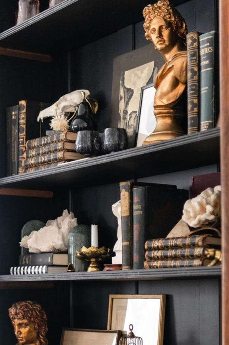 How To Style Guide: Bookshelf – Lucky Daisy Vintage Co